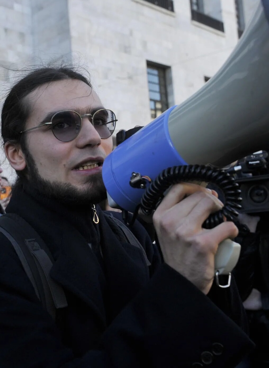 ARTISTA A LA VISTA INTERVISTA SIMONE FICICCHIA | ATTIVISTA DI ULTIMA ...