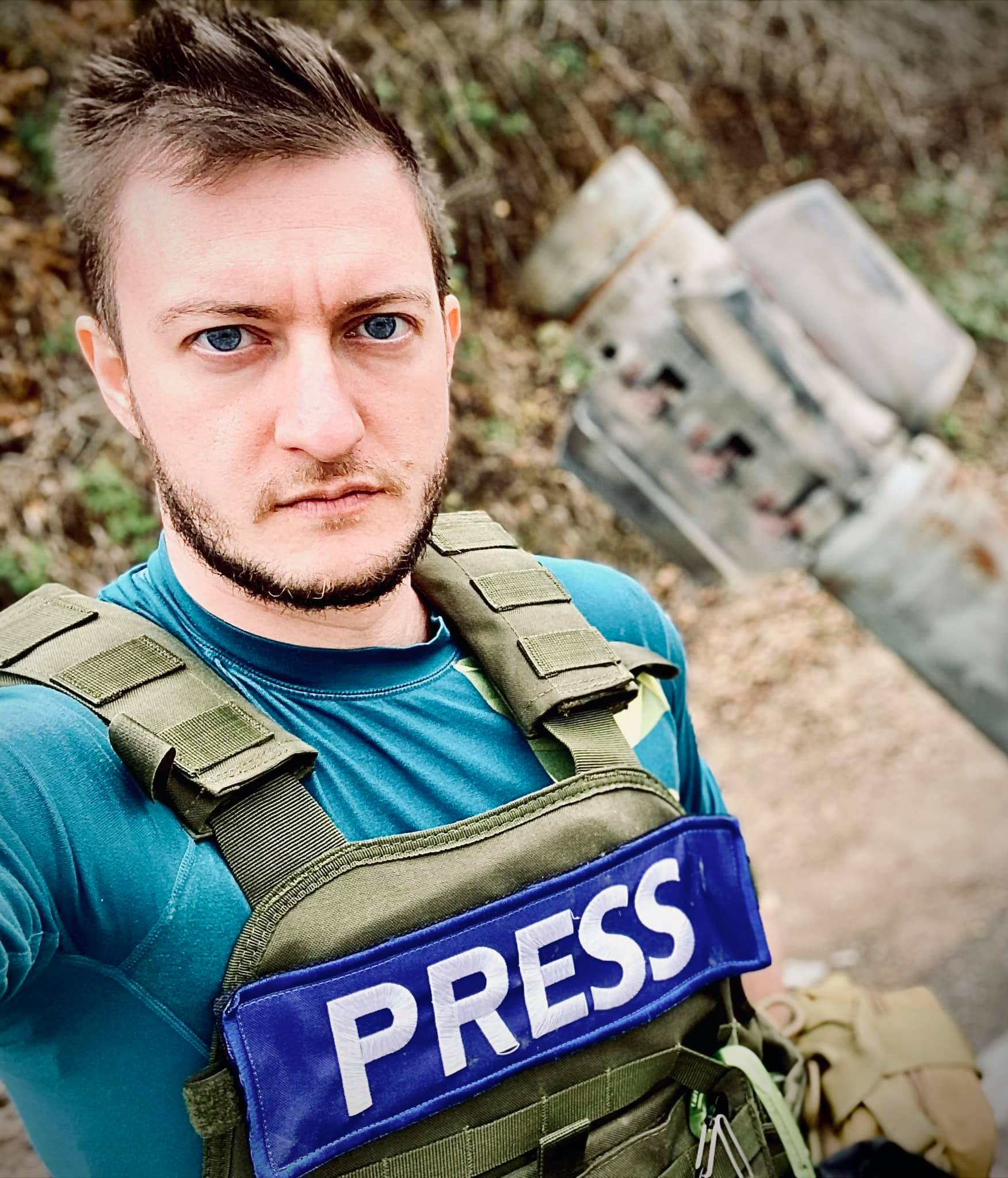 ARTISTA A LA VISTA INTERVISTA CLAUDIO LOCATELLI | IL GIORNALISTA ...